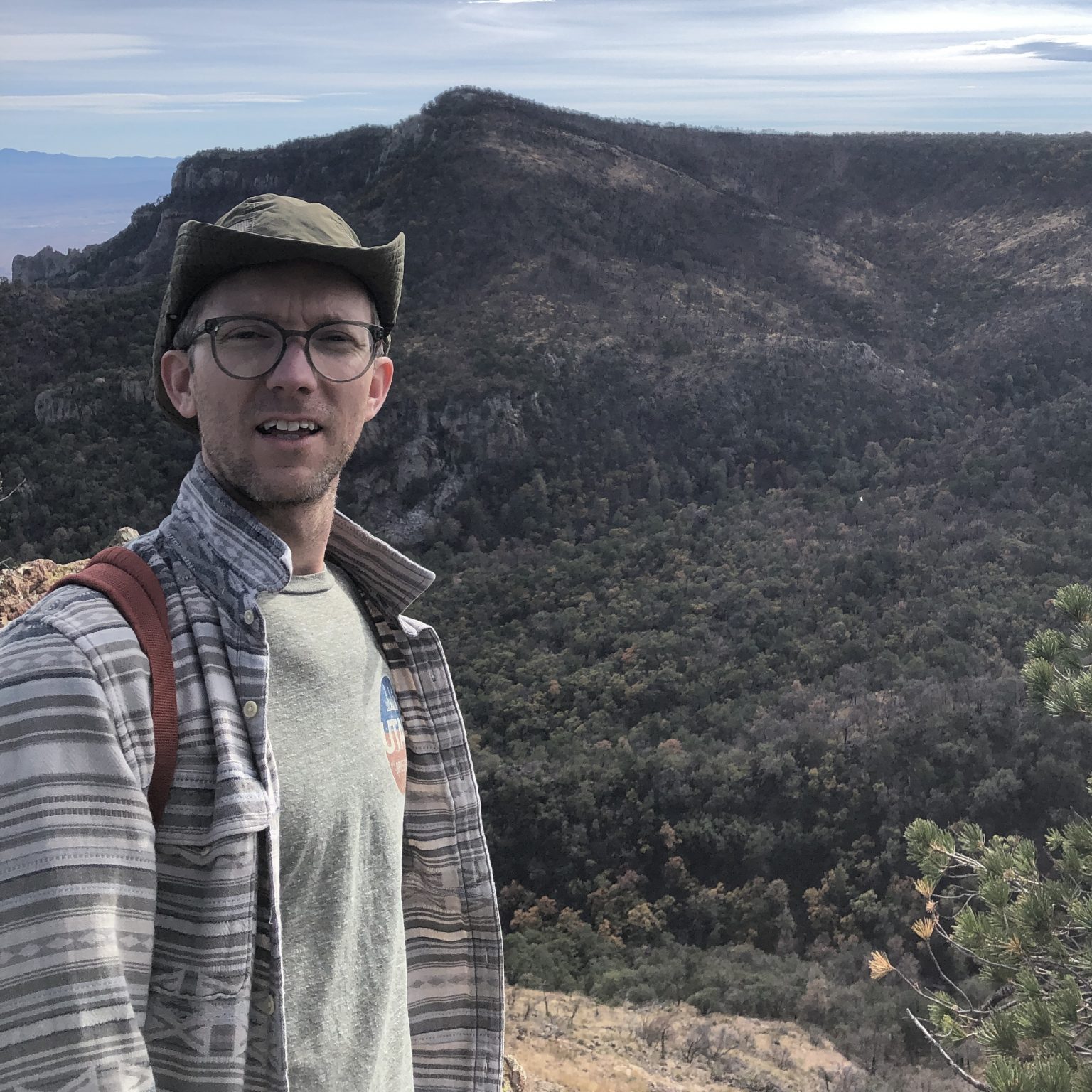 Volunteering, You Make a Life by What you Give - Art Spark Texas